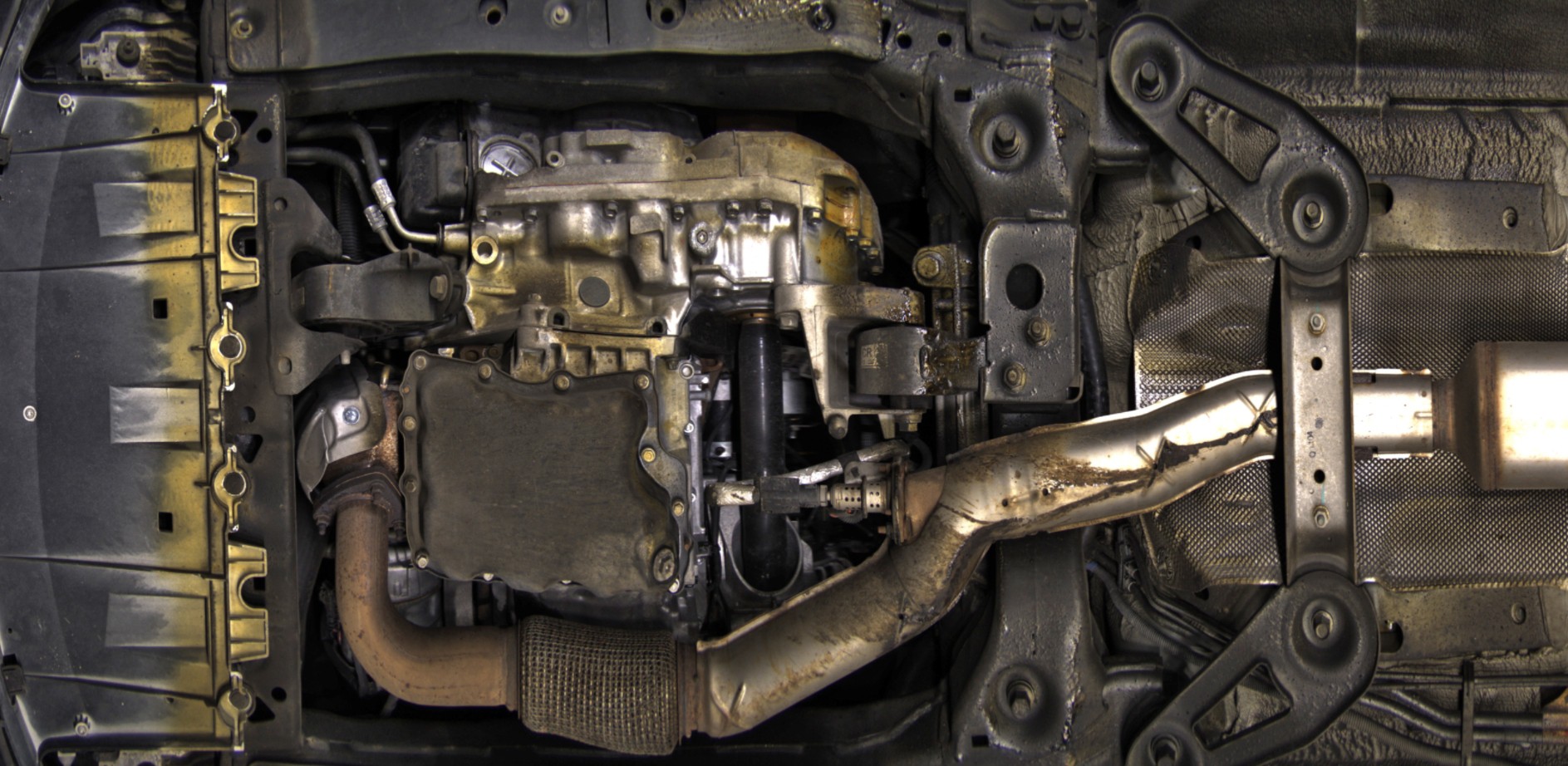 Vehicle undercarriage scanner